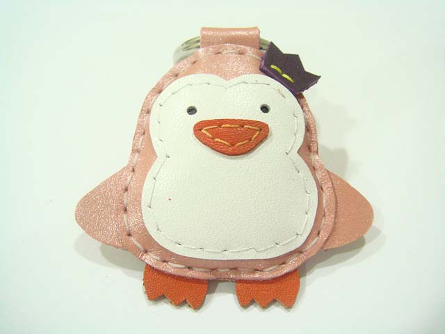 Perry The Penguin Leather Keychain ( Metallic Pink ) on Luulla