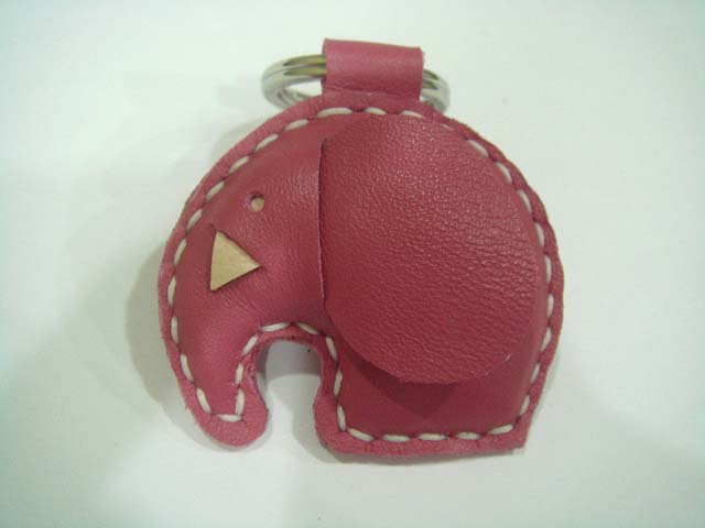 Laura The Elephant Leather Keychain ( Dark Pink ) on Luulla