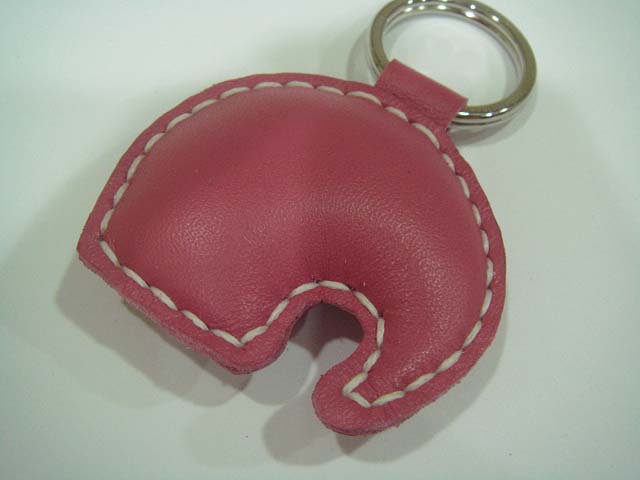Laura The Elephant Leather Keychain ( Dark Pink ) on Luulla