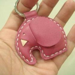 Laura The Elephant Leather Keychain ( Dark Pink ) on Luulla