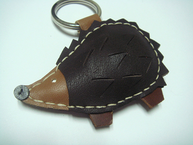 Heather The Hedgehog Leather Keychain ( Dark Brown ) on Luulla